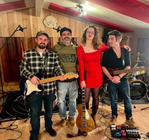 Camille Dear Band - Adischatz Production